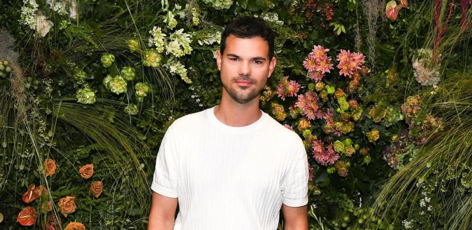 Ex parejas de Taylor Lautner - Uniradio Informa Sonora